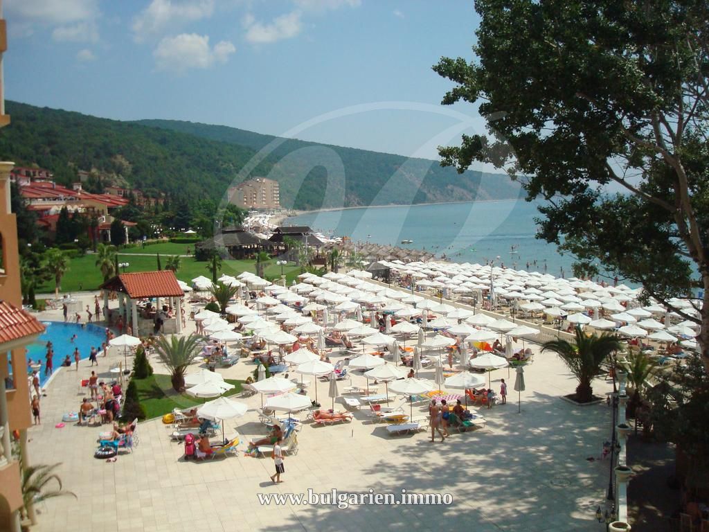 Haus am Strand in Elenite - Royal Club Victoria