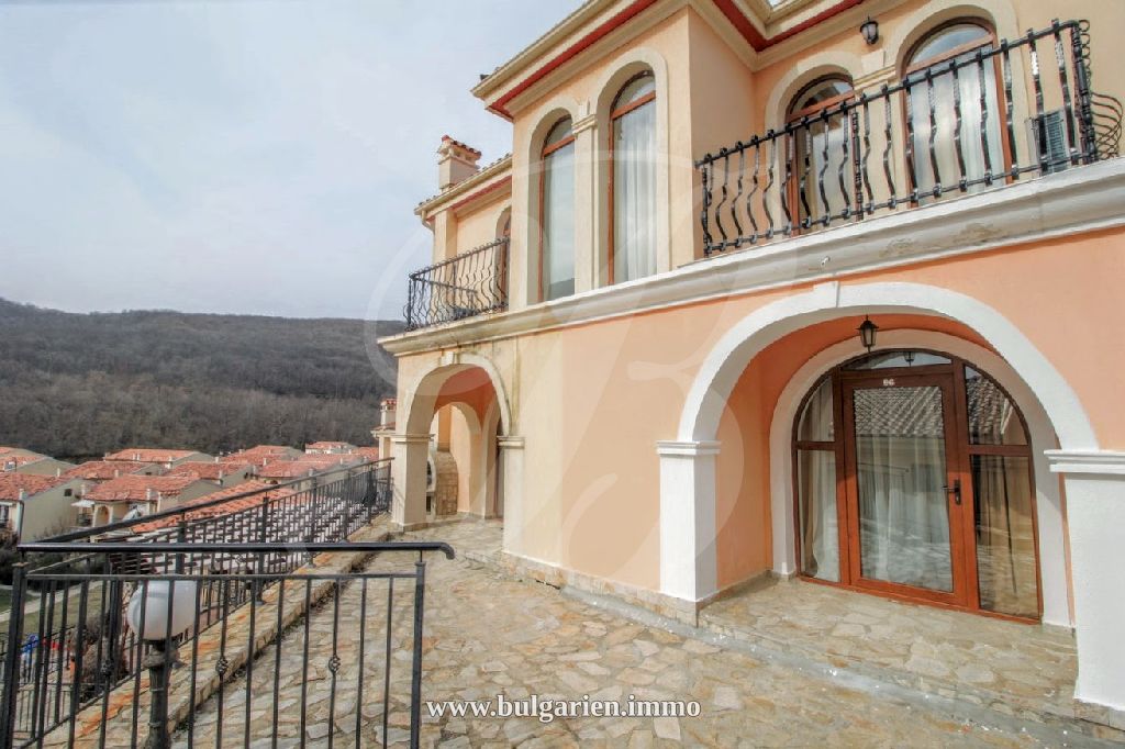 Haus am Strand in Elenite - Royal Club Victoria